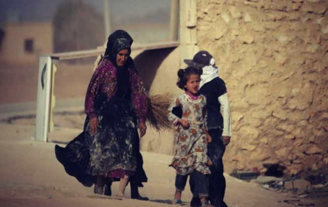 ALEPPO UPDATES: Video, Children Flee into the Arms of the Syrian Army ...