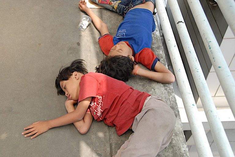 hungry and homeless in Jakarta-2(1) - 21st Century Wire